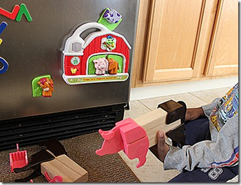 Totally Tots: Play With Me ~ Farm Animal Block Mates & Unit Blocks